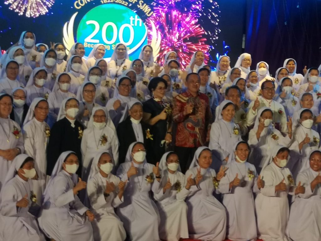 Geliat Kemeriahan Pesta Peringatan 200 Tahun Berdirinya Kongregasi Sjmj Sesawinet