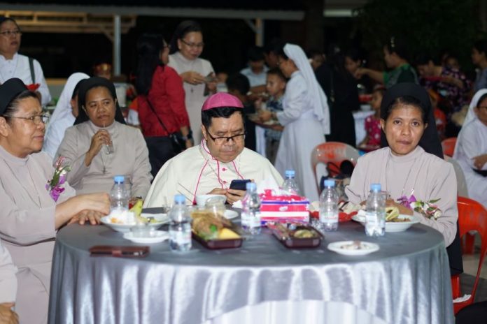 Profesi Kekal Sr. Anastasia DSY: Karena Aku, Engkau Cinta - SESAWI.NET